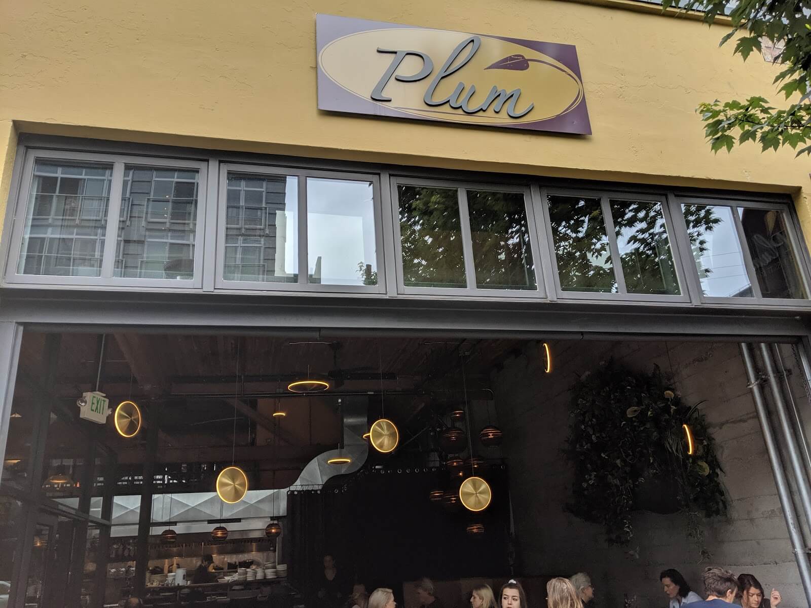 Plum Bistro - Explore The Plant-Powered World