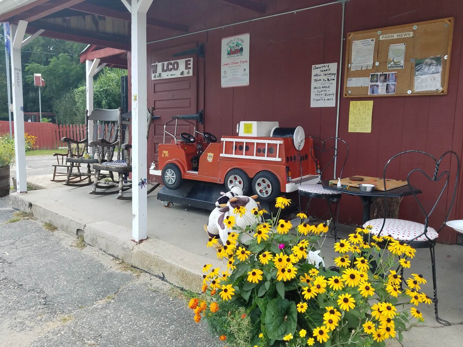 Lewis Oliver Farm Sanctuary - Explore The Plant-Powered World
