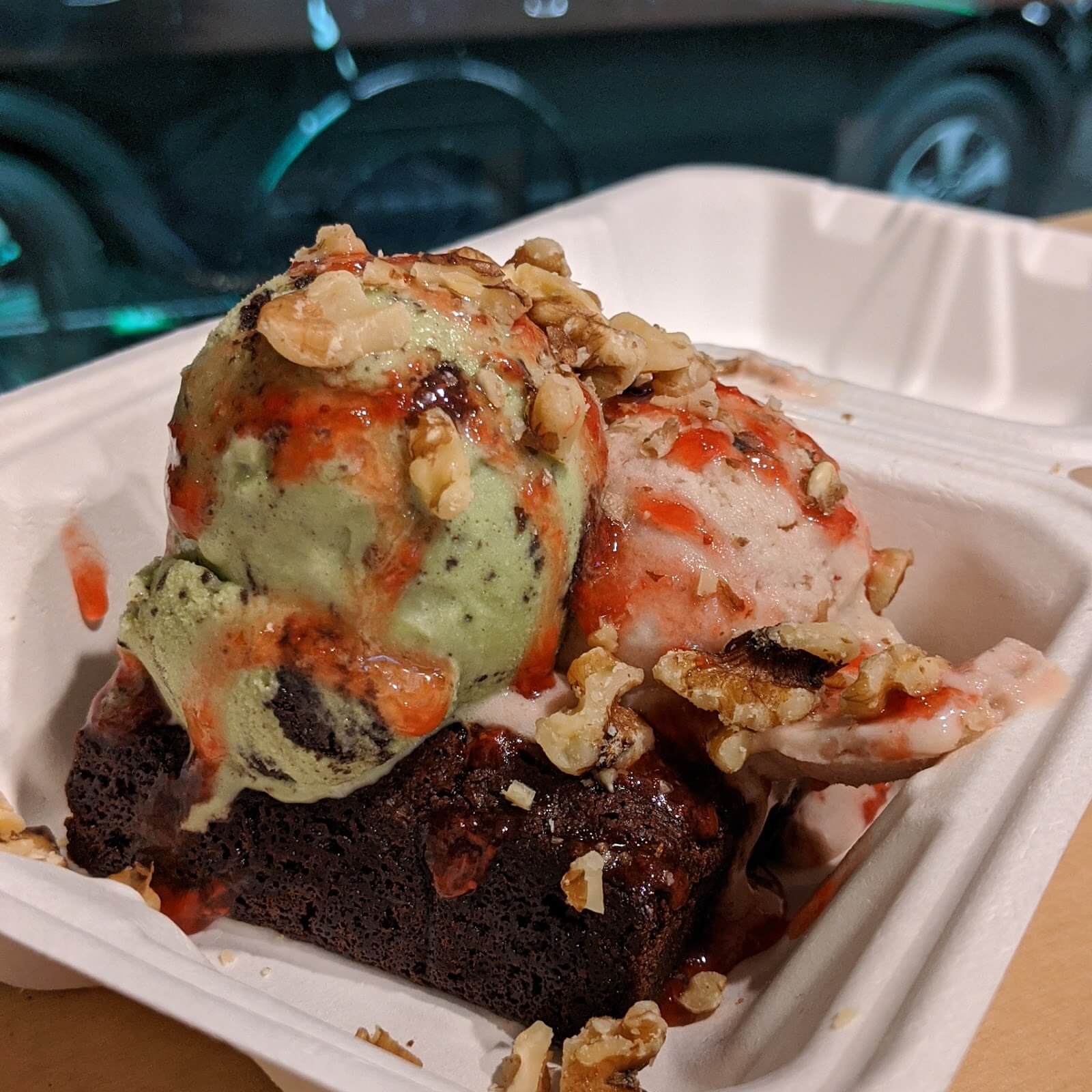 Hug Life Anti-Dairy Ice Cream 'N Stuff Long Beach - Explore The Plant ...